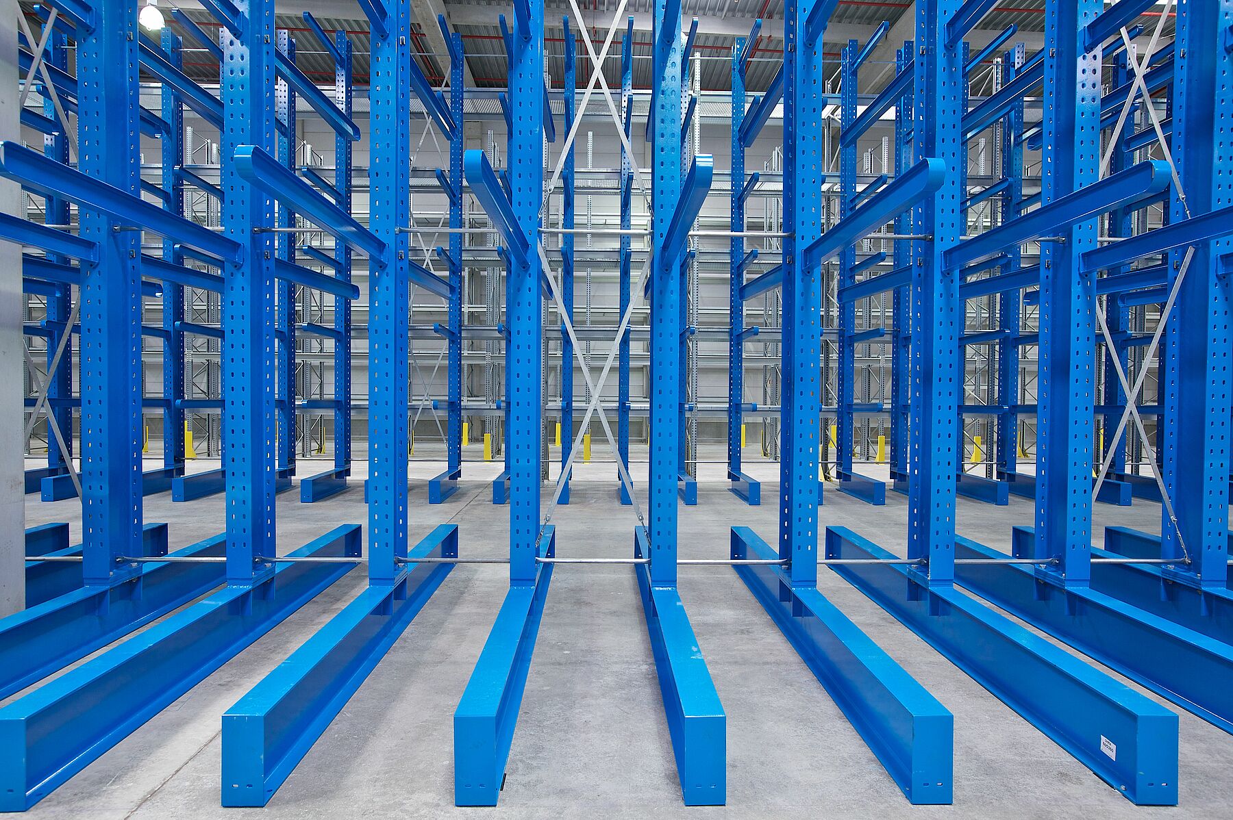 Cantilever racking | storage systems | OHRA Ireland